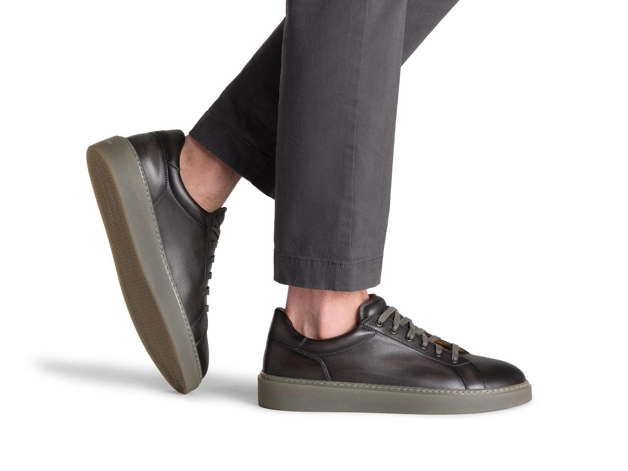 Robert Redding Menswear. Custom Suits, Sport Coats and Dress Shirts.